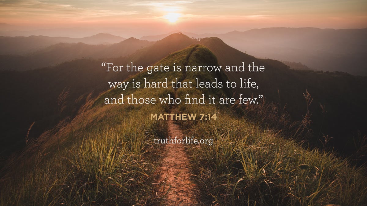 Wallpaper: Narrow Gate